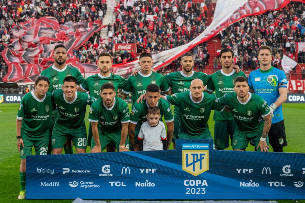 Banfield no pudo en el debut - Club Atlético Banfield