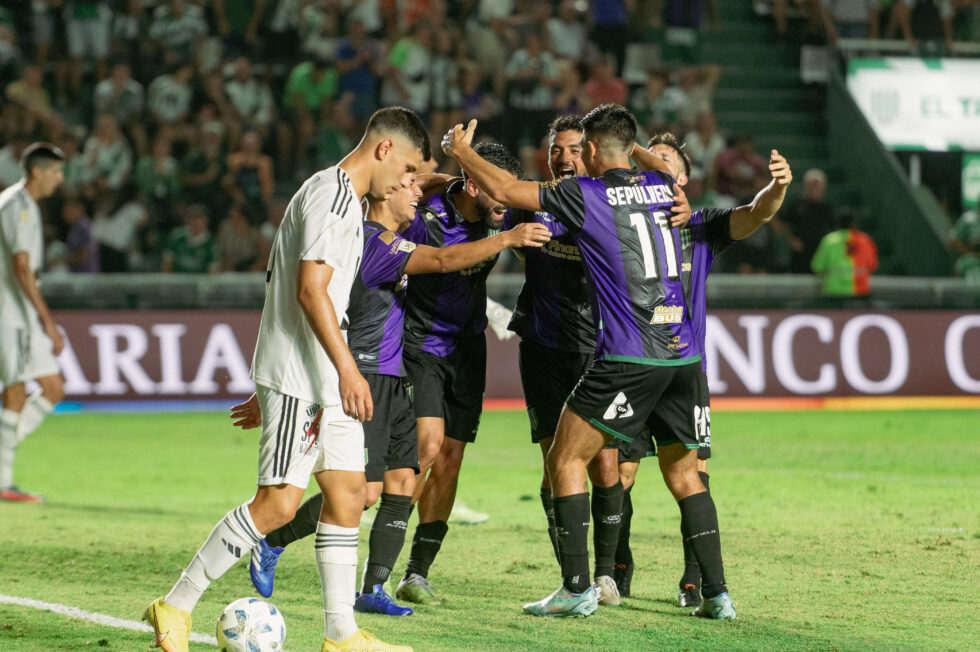 Triunfo del Taladro en el Lencho - Club Atlético Banfield
