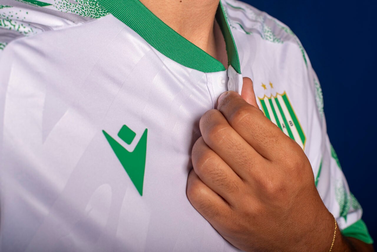 Banfield presentó sus nuevas camisetas - Club Atlético Banfield